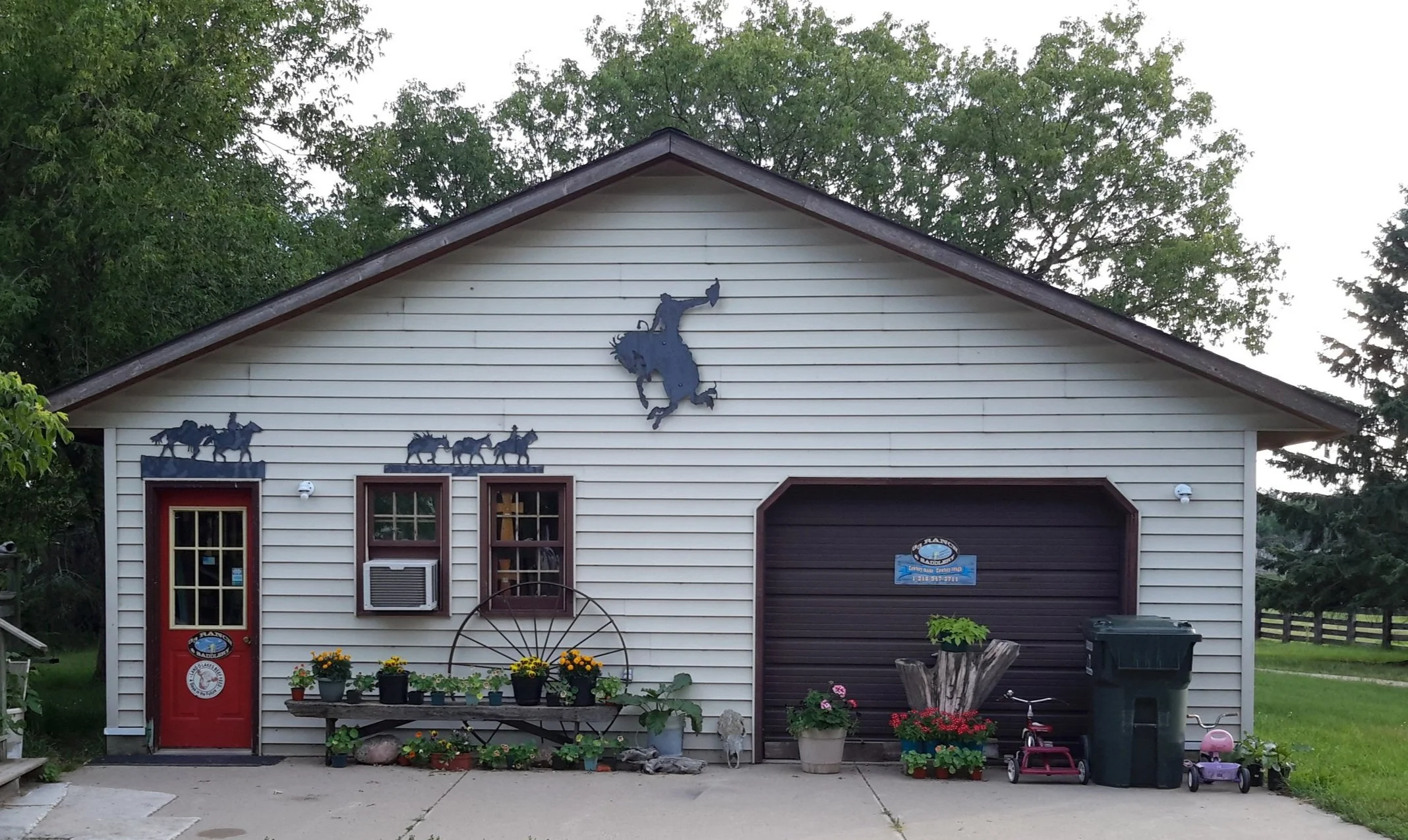 About — 33 Ranch & Saddlery, LLC