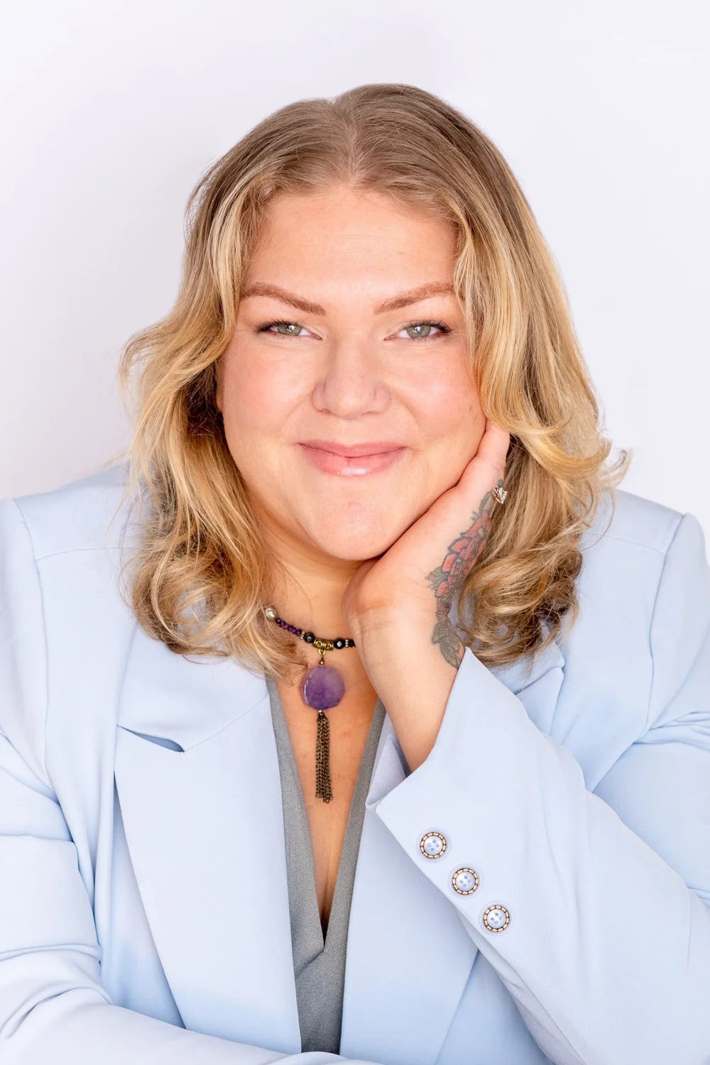 Meet the Team — Anna Elizabeth Esthetics