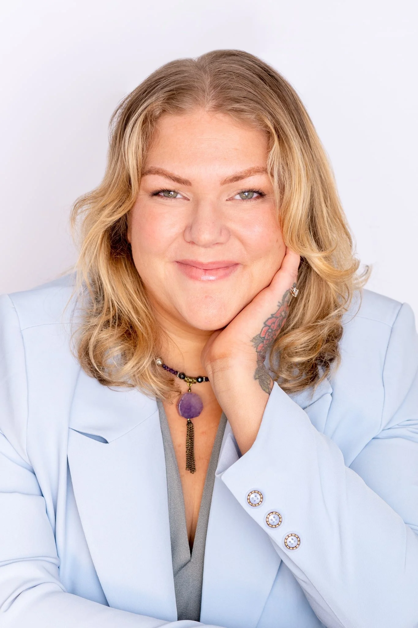 Meet the Team — Anna Elizabeth Esthetics