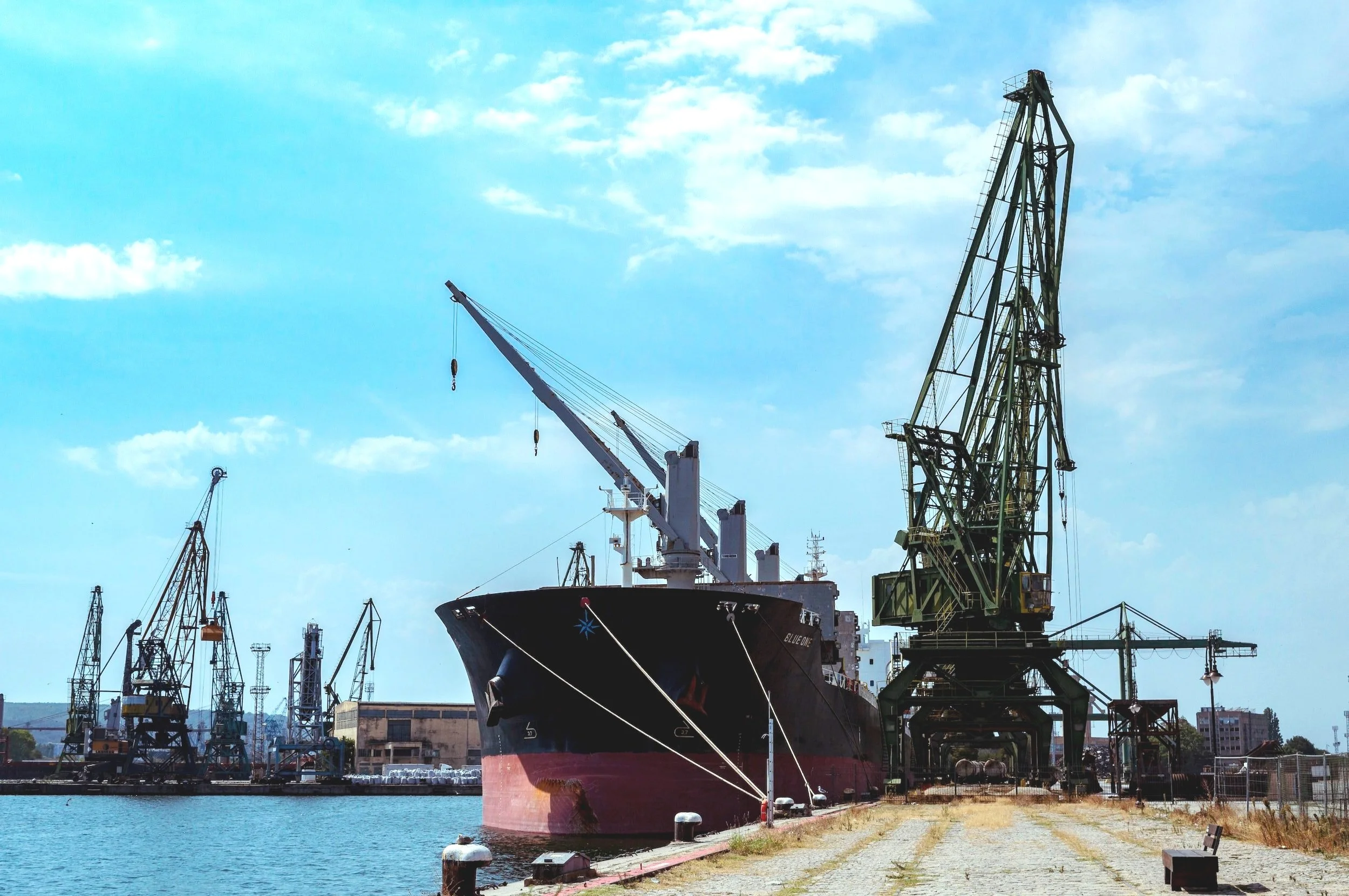 Ritra Cargo | Trusted Global Freight Partner | Logistics and ...