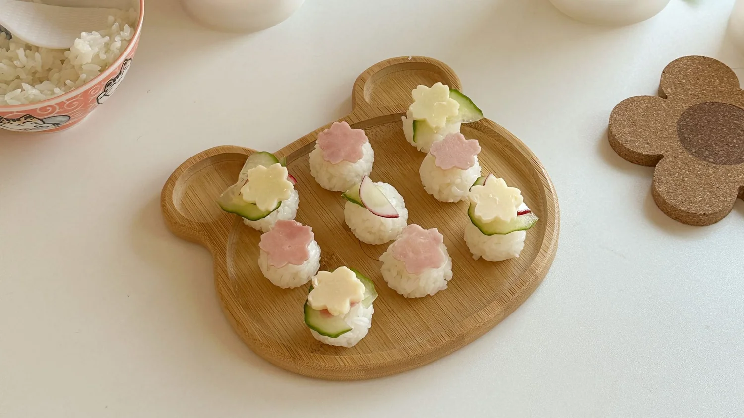 Easy bento tool that makes cute rice balls for your lunch! — Pretty ...