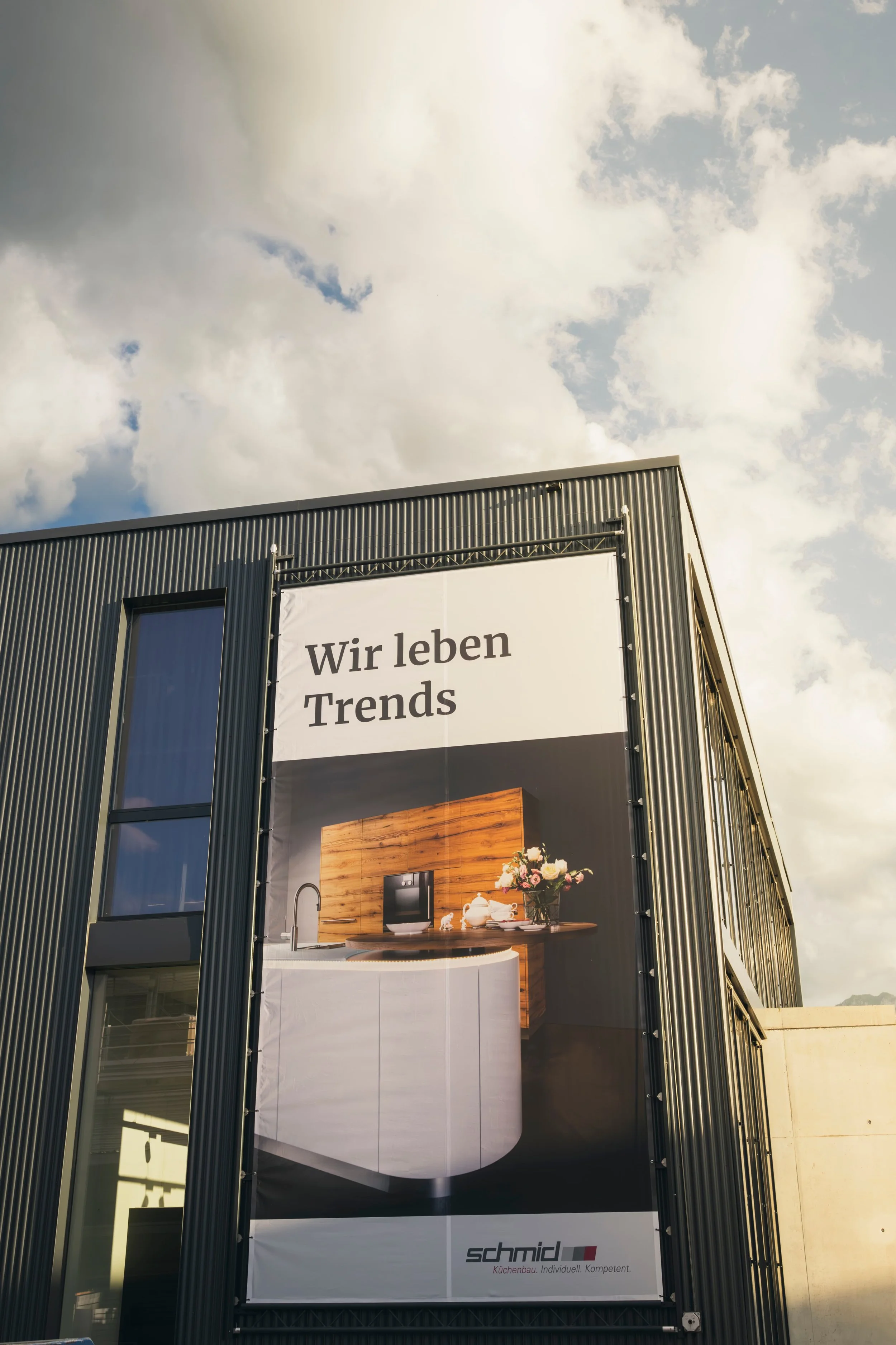 Banner in modernem Design — Schmid Küchen
