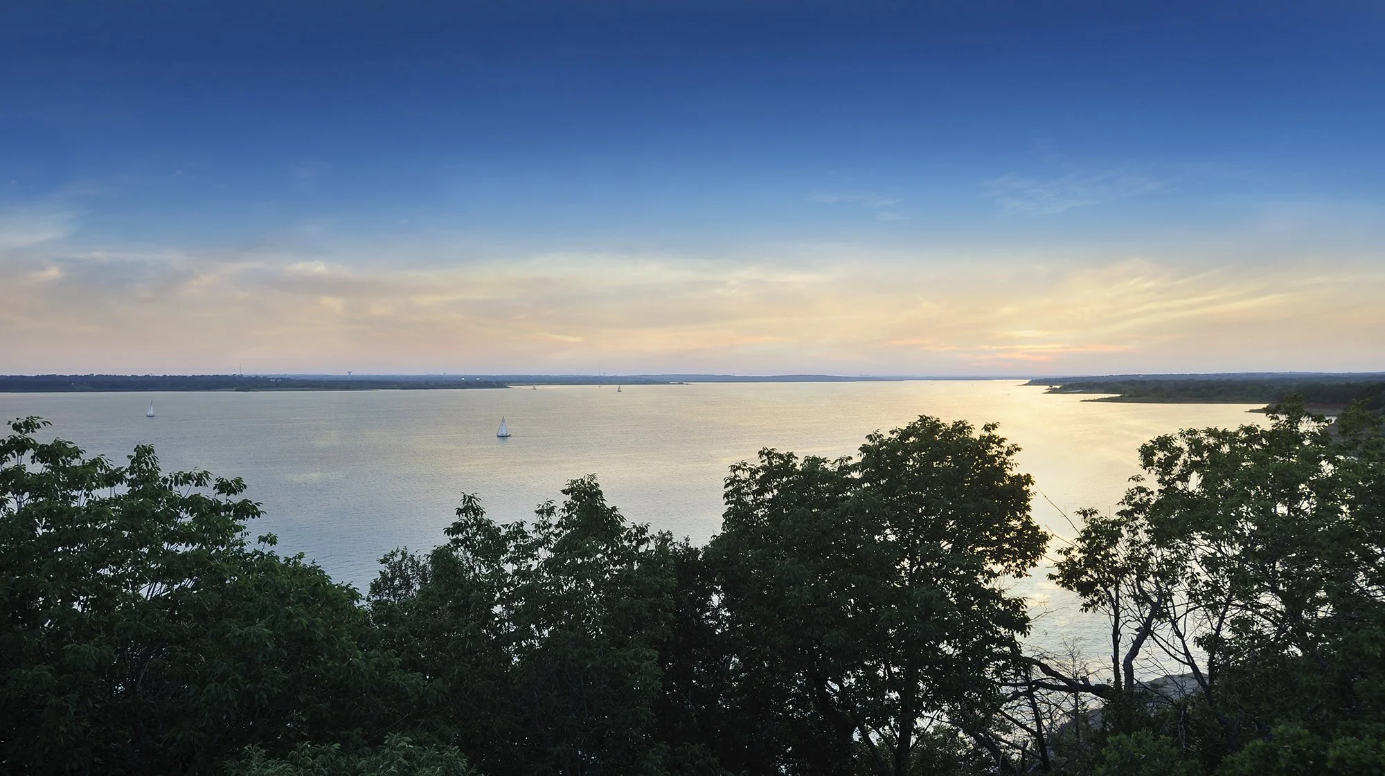 Villas by Van Trease - Custom Homes on Lake Grapevine