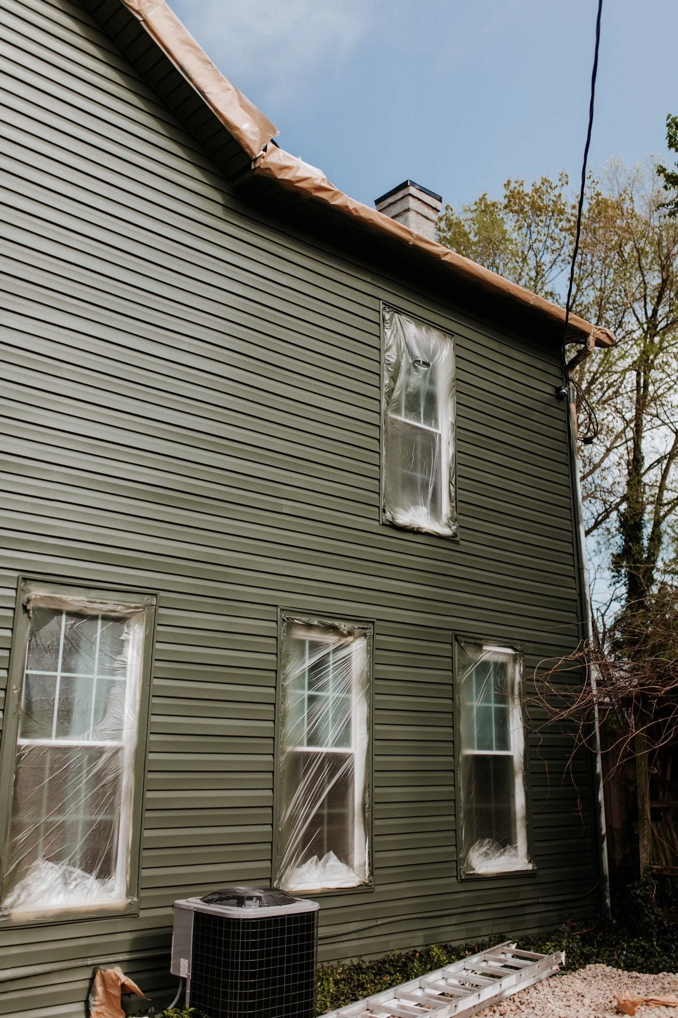 Vinyl Safe Exterior Paint and How We Chose The Color Scheme — Be Mine ...