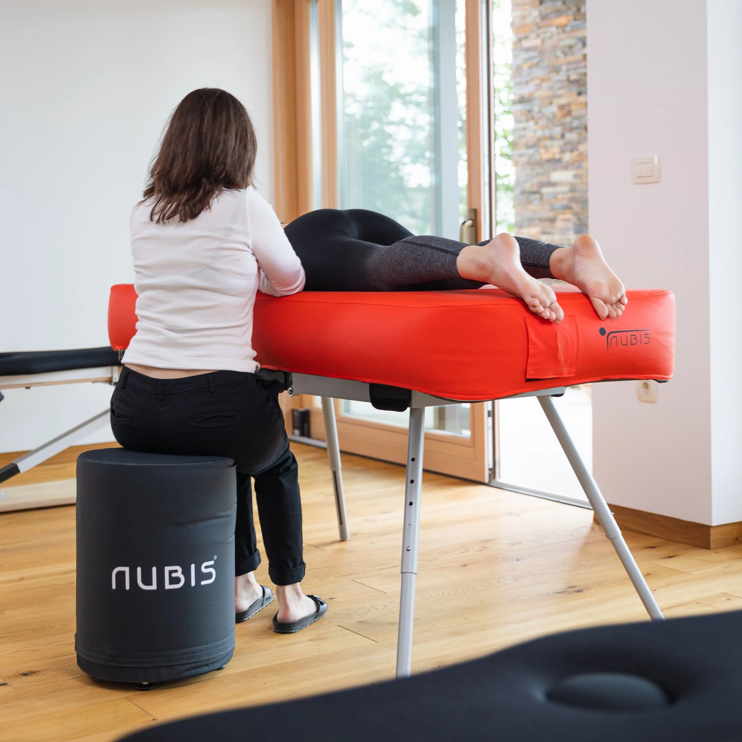 Nubis Recovery - Portable Physio Recovery Chair | Nubis