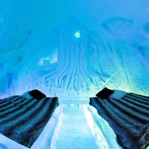 Learn About Quebec's Famously Frosty Hôtel de Glace — Modern Traveller
