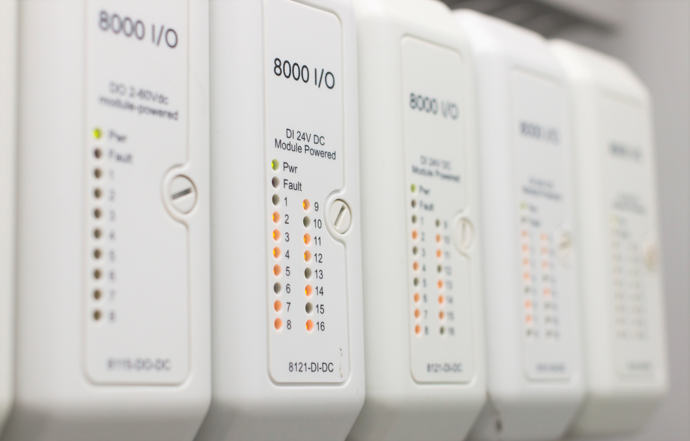 Industrial controllers — AMI Global - Industrial IoT solutions