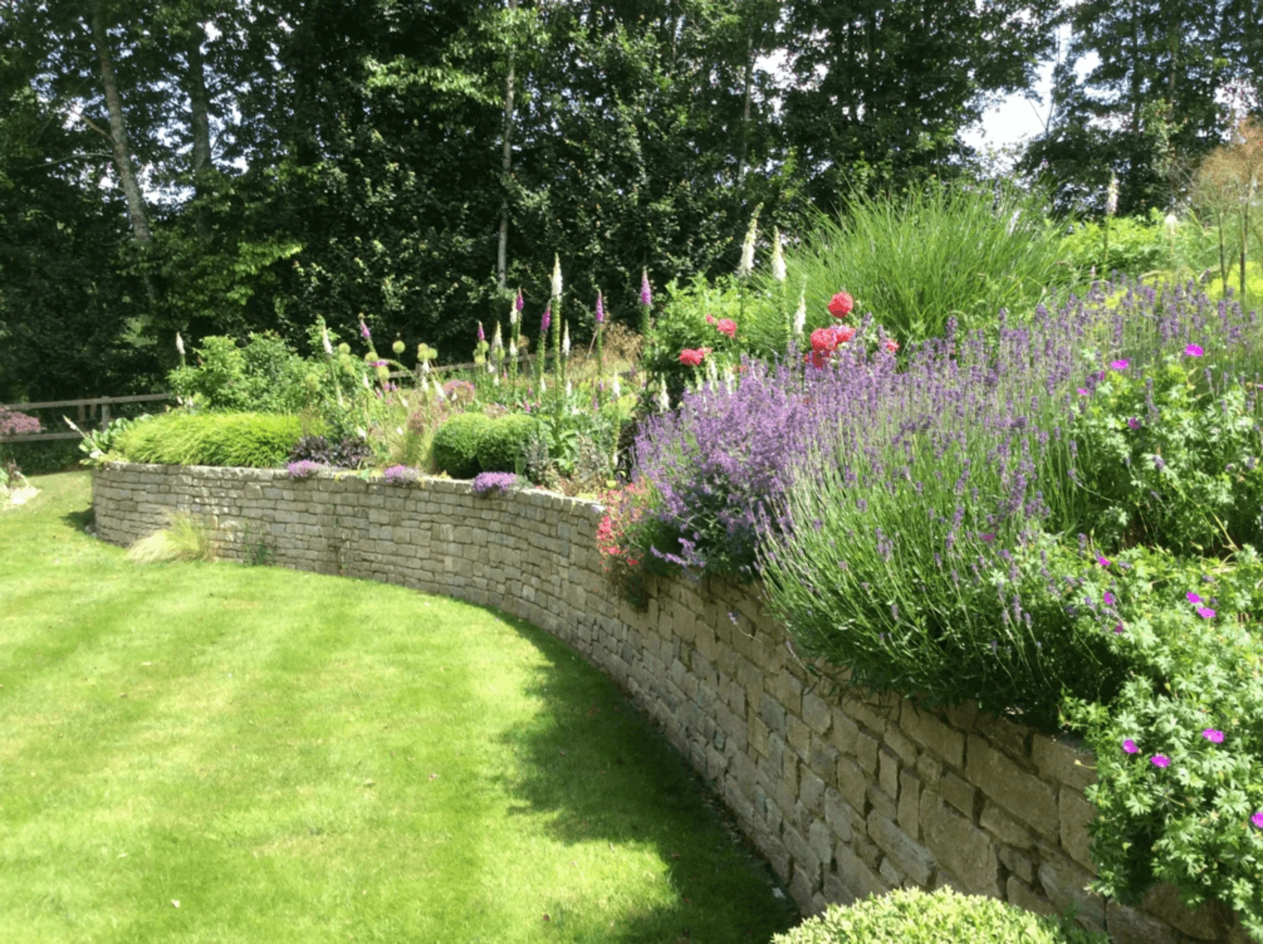 Naturalistic Planting Design — HerOutdoorz - Garden Designer and Nature ...