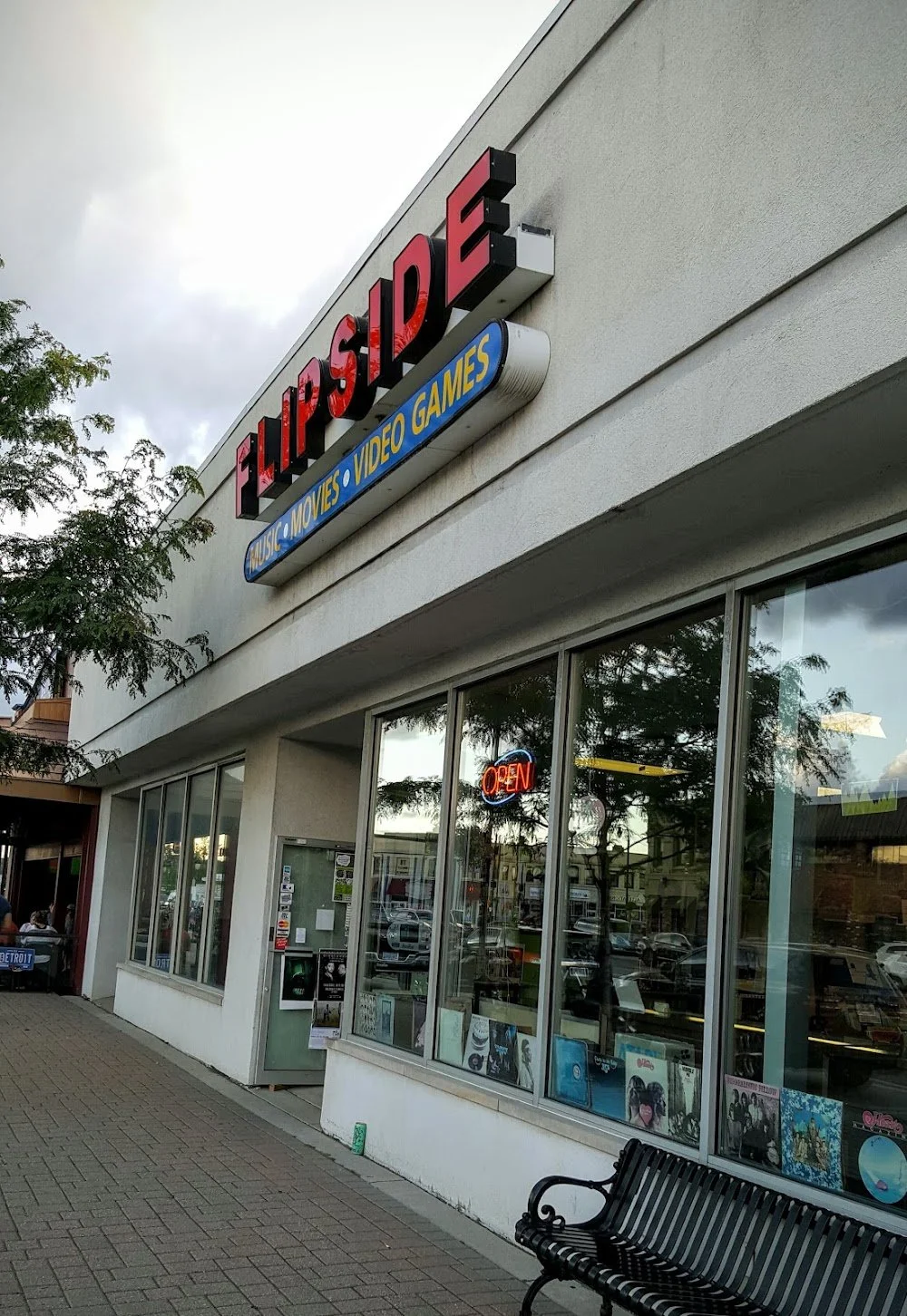 Best Record Stores in Detroit 2025: The Ultimate Vinyl Guide — Moose Vinyl