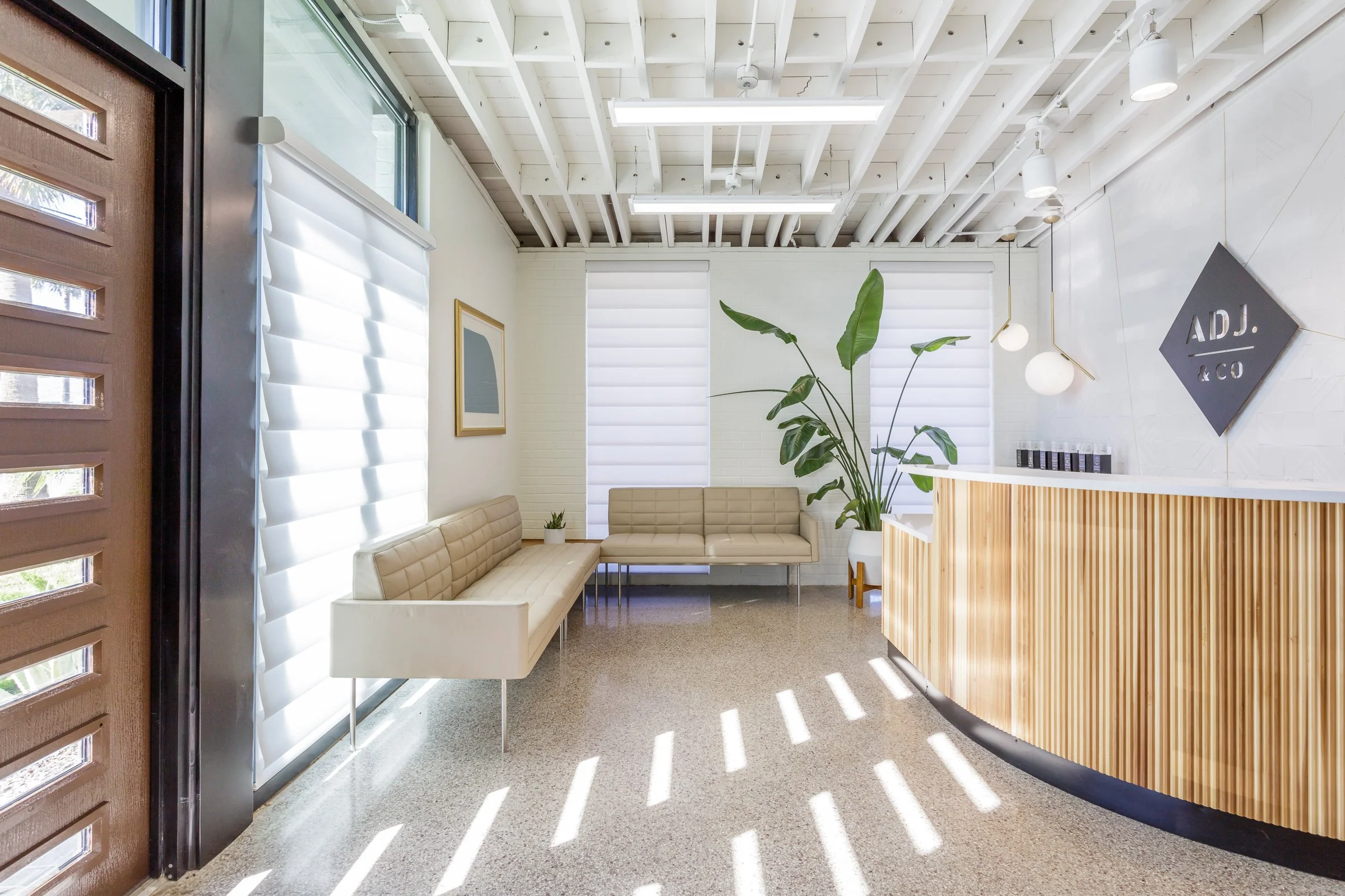 Adjective & Co. — Edge & Lines Design