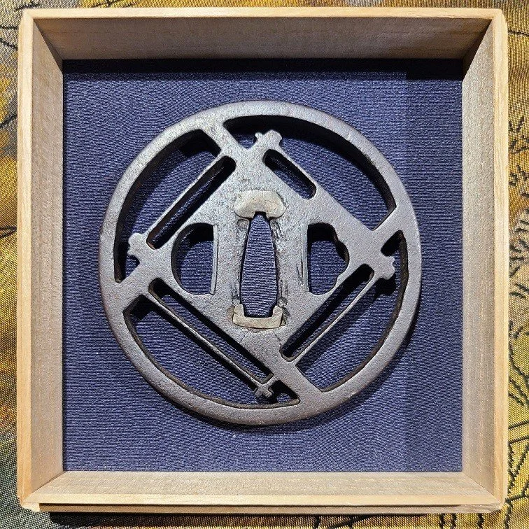 Tsuba — Owazamono