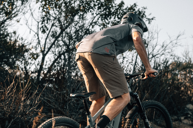 KETL MTN Virtue Hybrid Shorts Review: Versatility and Performance ...