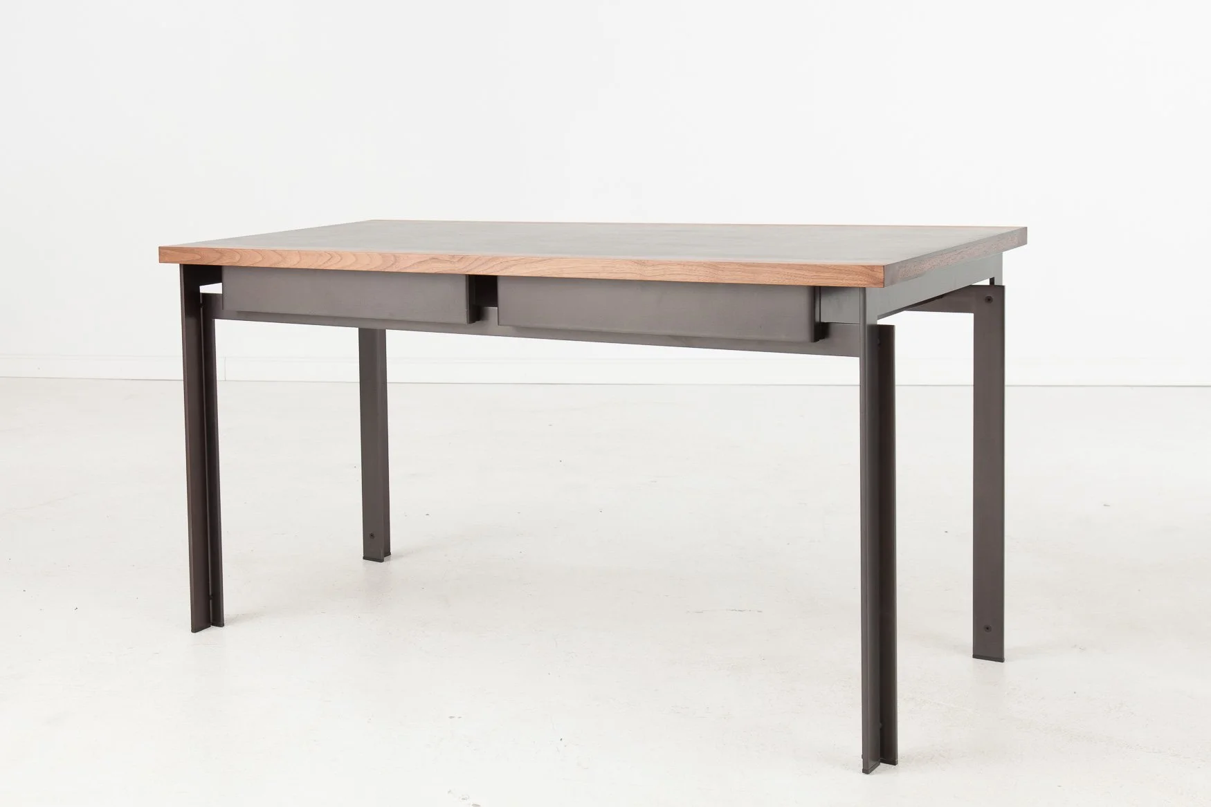 Kiki Low Table | TOKEN