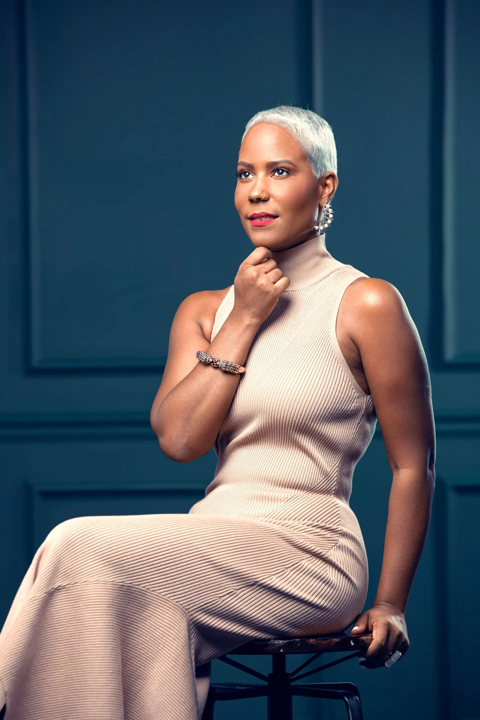 Book Dr. Mariel — Dr. Mariel Buqué