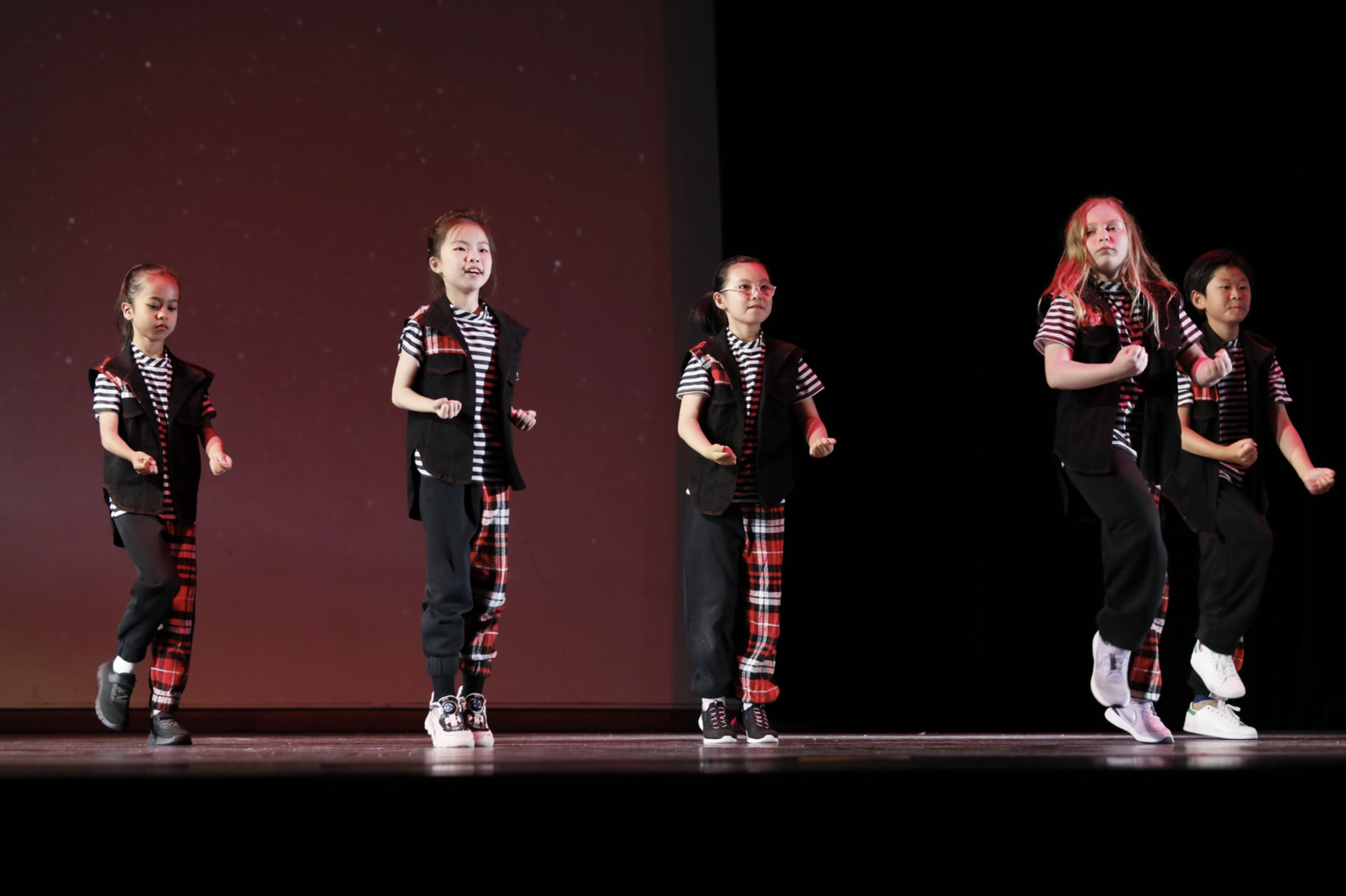 Pop Dance (Ages 4+) — Edgewater Performing Arts