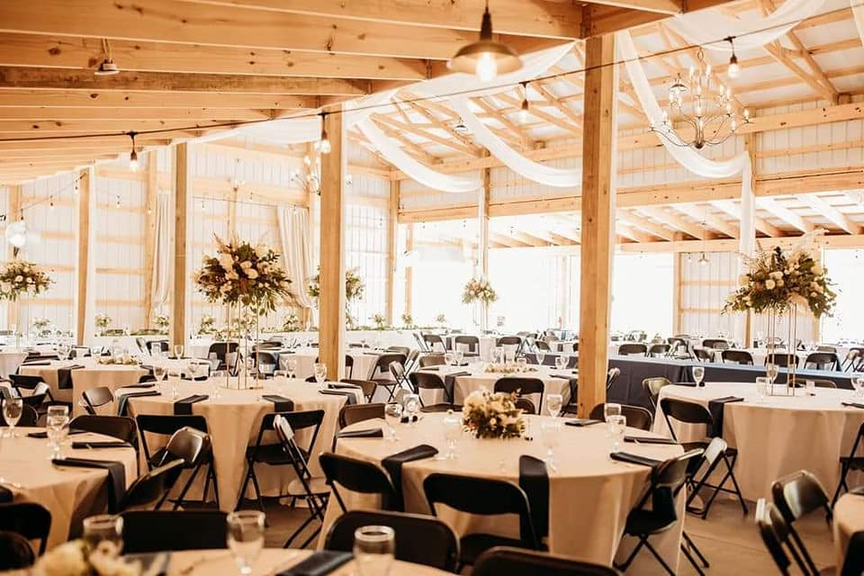 Home — Chanting Oak Ridge - Wedding Venue in Wright City, MO