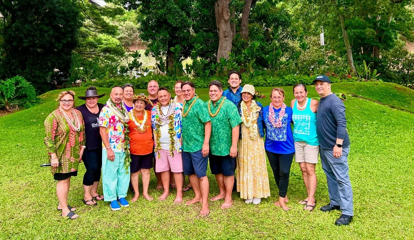 HALAU KAULANA KA HALE KULA O NA PUA O KA AINA/ TRADITIONAL HULA IN ...