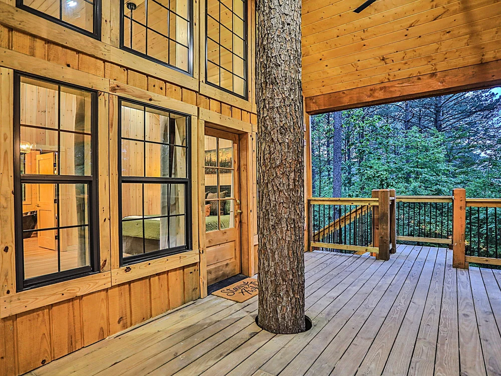 Wildberry Treehouse — Berry Creek Cabins