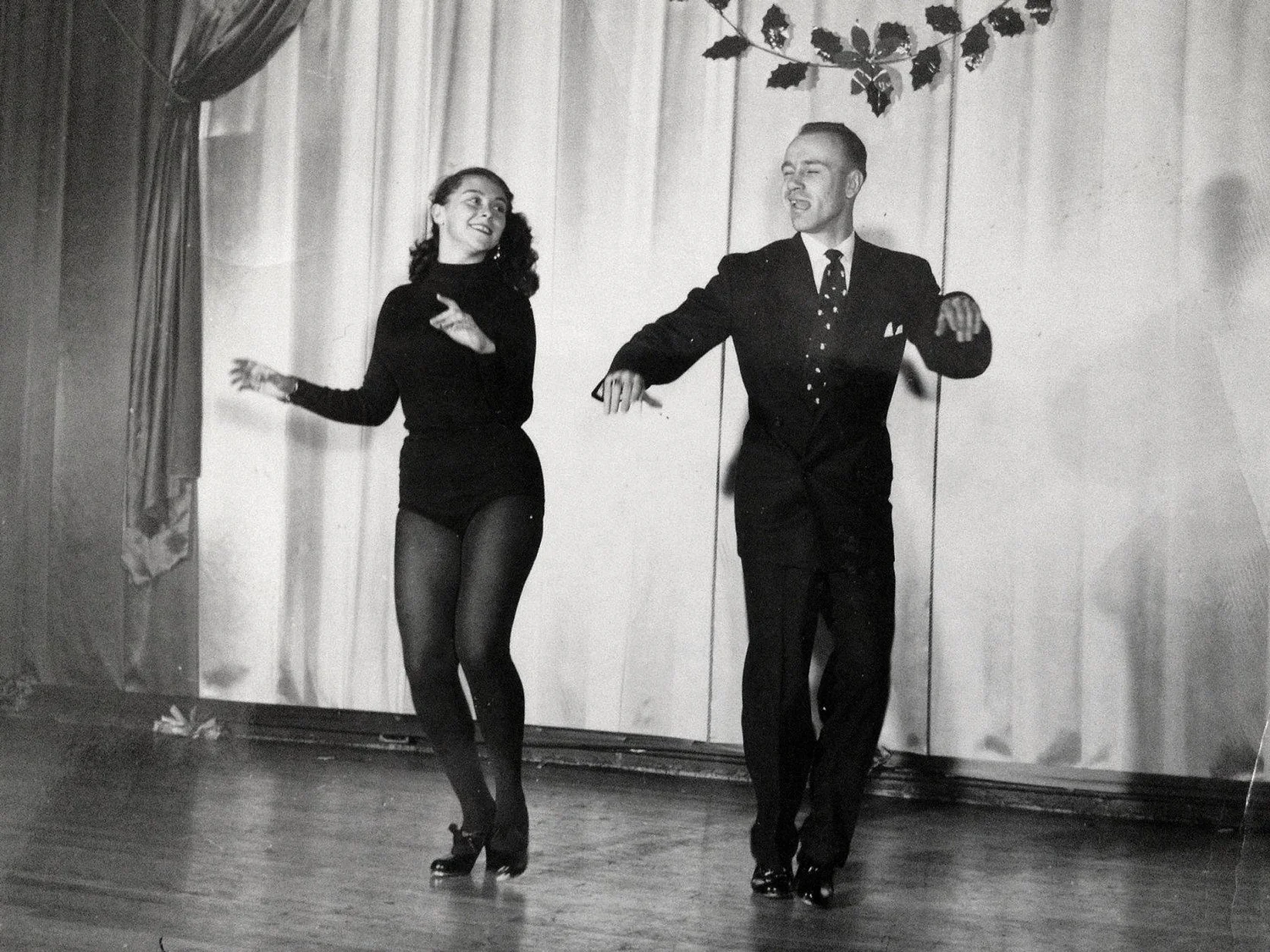 Moyer Institute of Dance | Dance with Us Today! Enroll Now