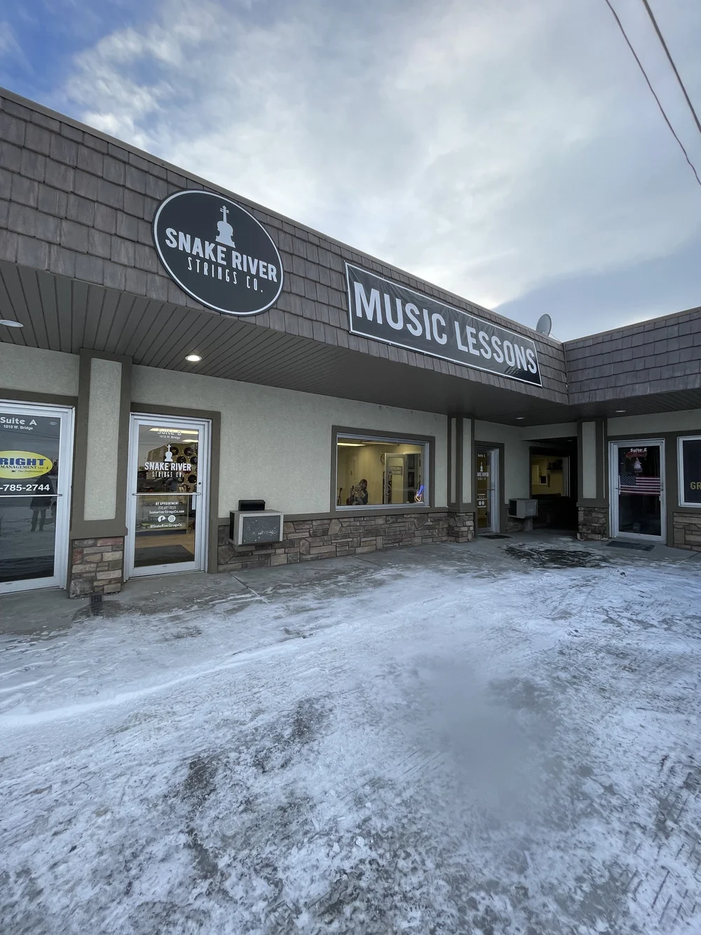 Music Lessons in Blackfoot — Snake River Strings Co