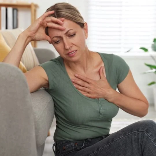 8 Natural Fixes for Hot Flashes: Effective Ways to Beat the Heat — Sage ...