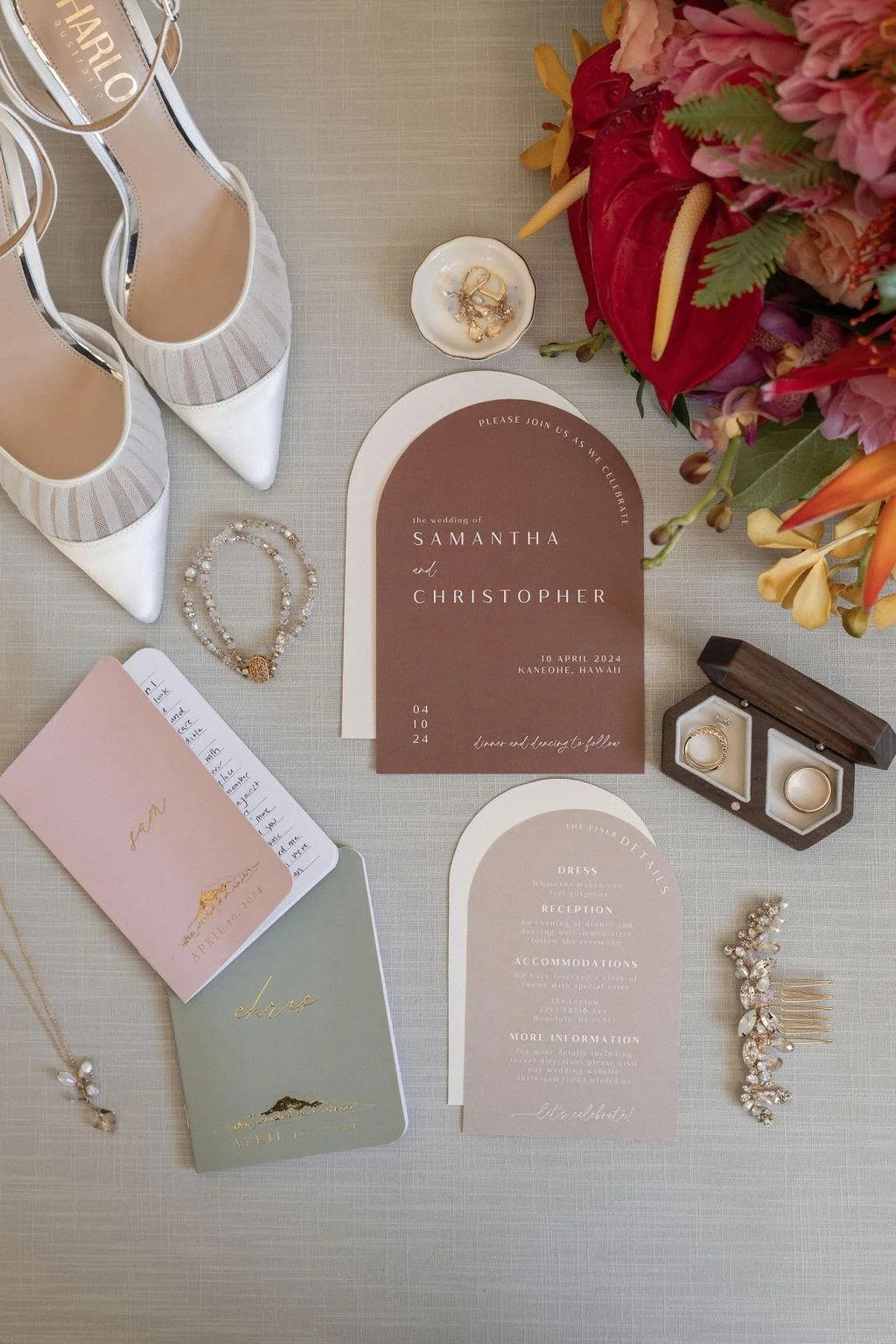Get Inspired by These Bold Wedding Invitations That Wow — Fred and Kate ...