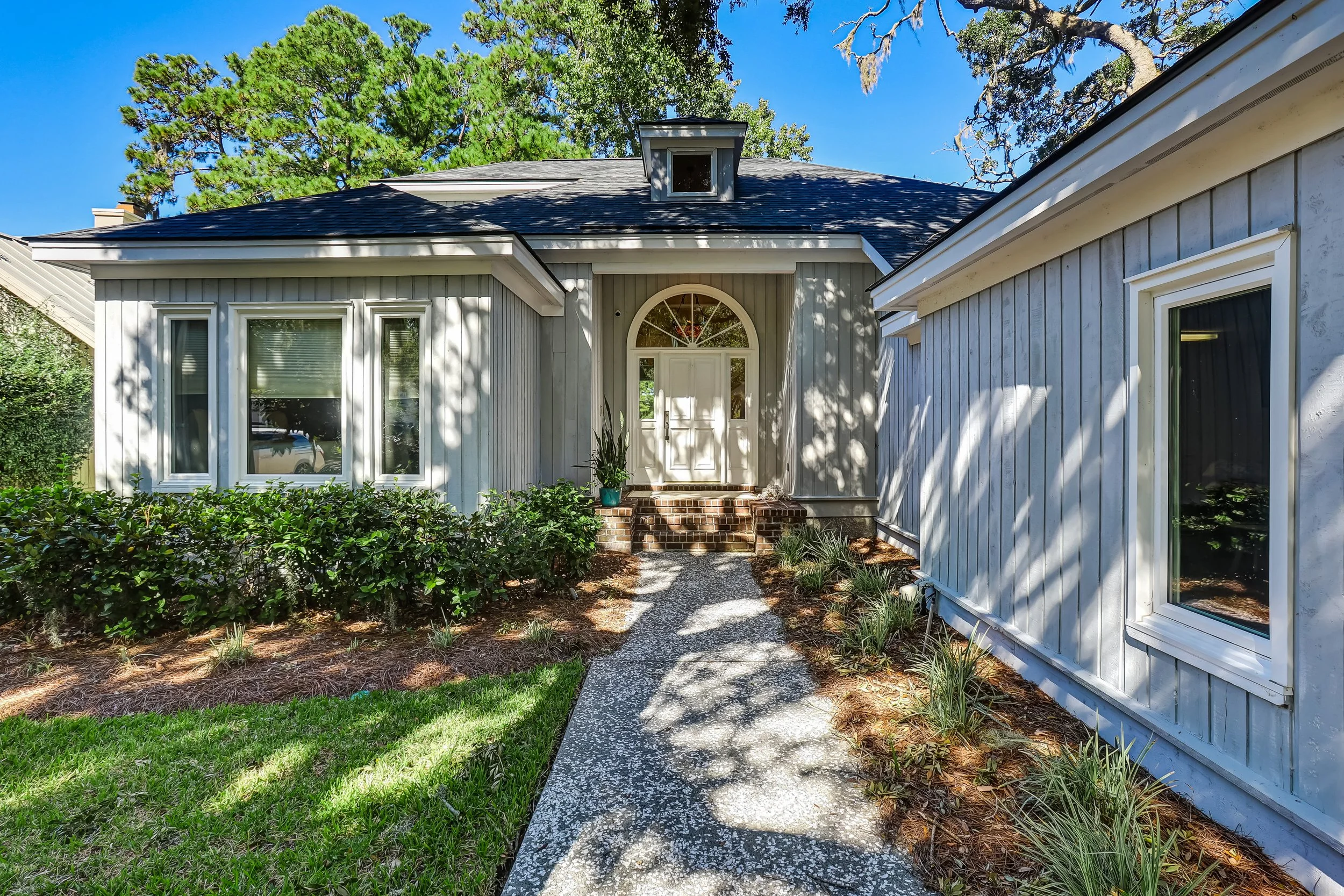 Gallery 1 — Bell Cottage