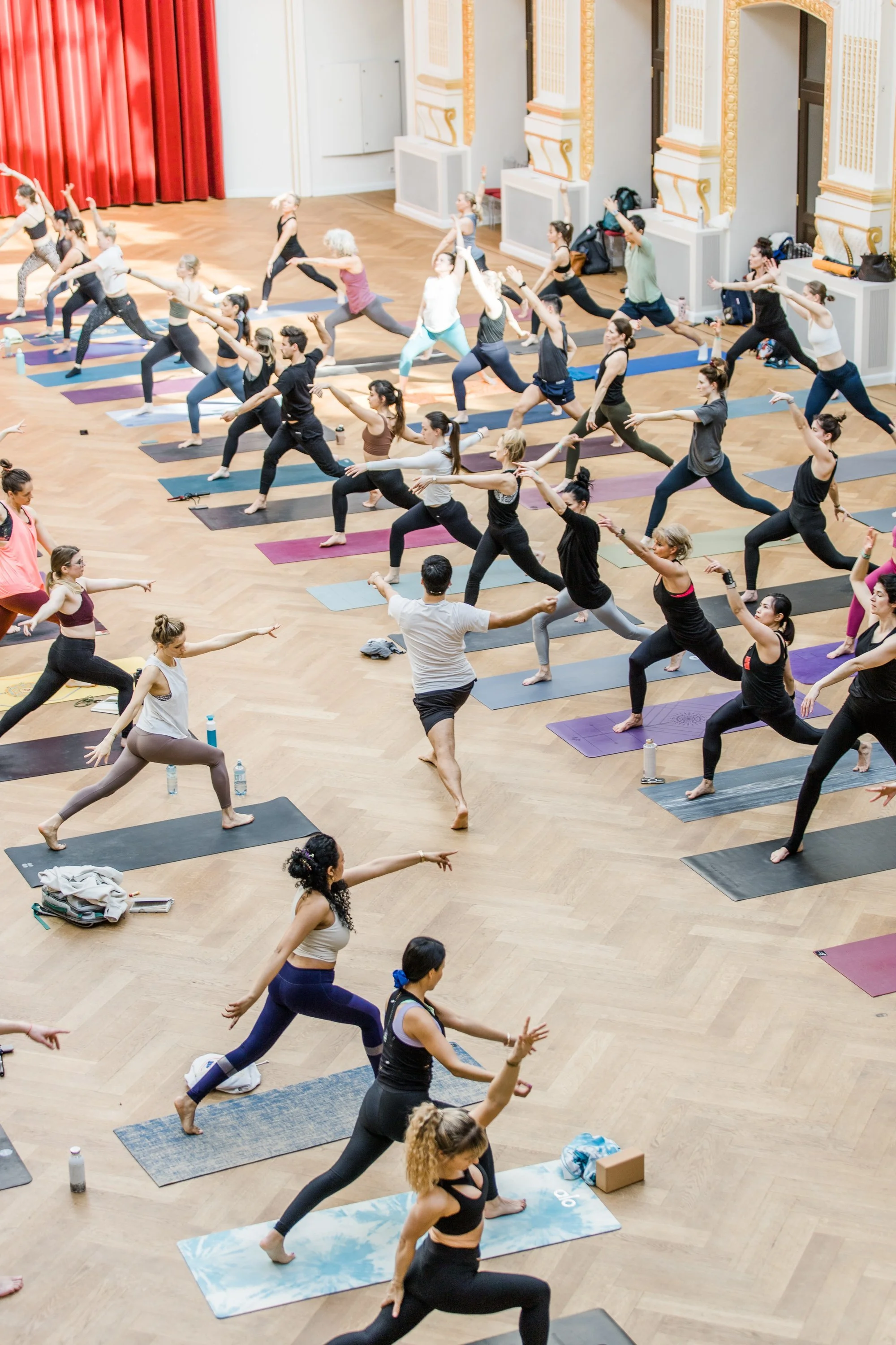Stundenpan doktor yoga Studio 1010 — doktor yoga - Yoga Studios in Wien ...