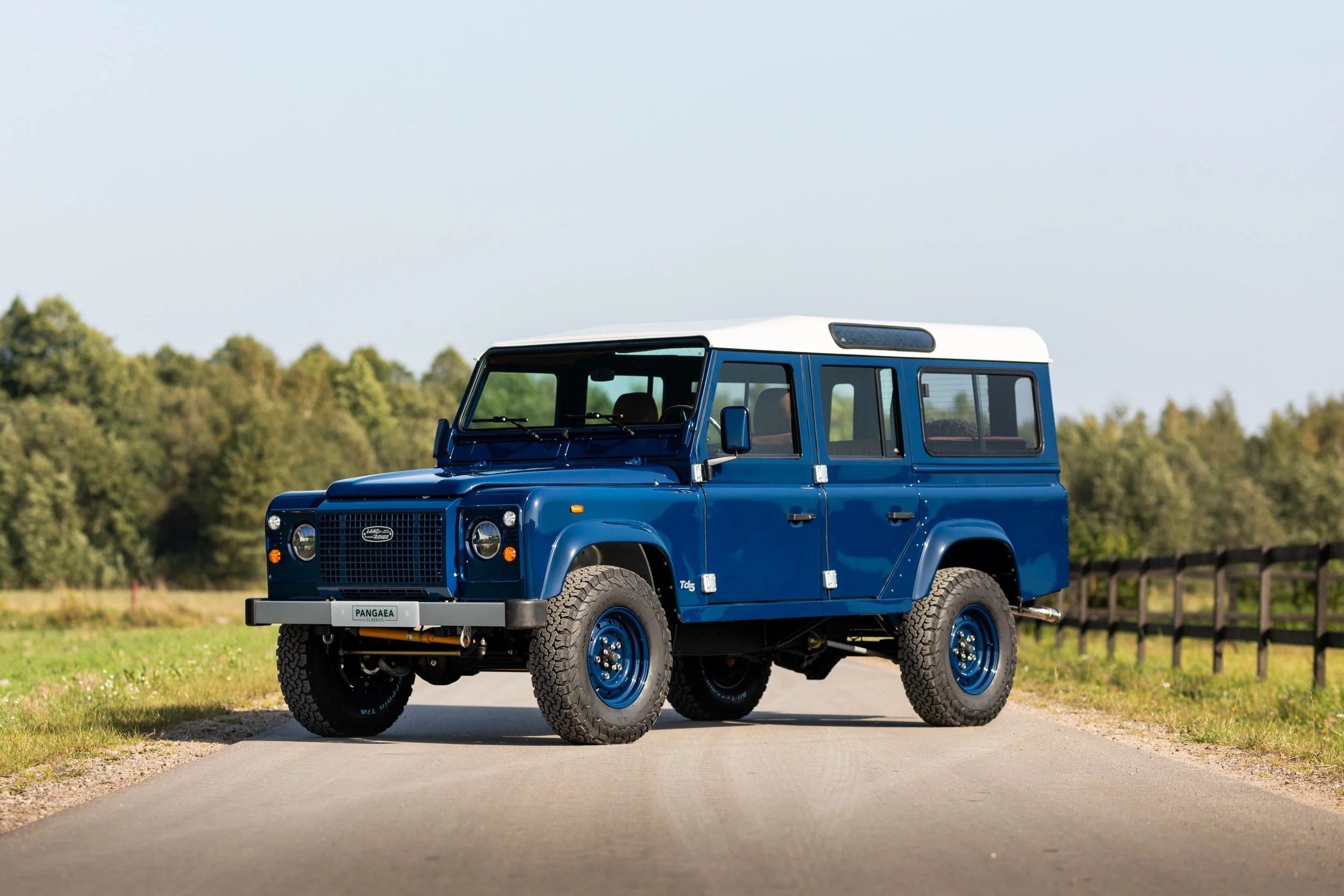 1998 Land Rover Defender 110 Td5 - Pangaea Classics
