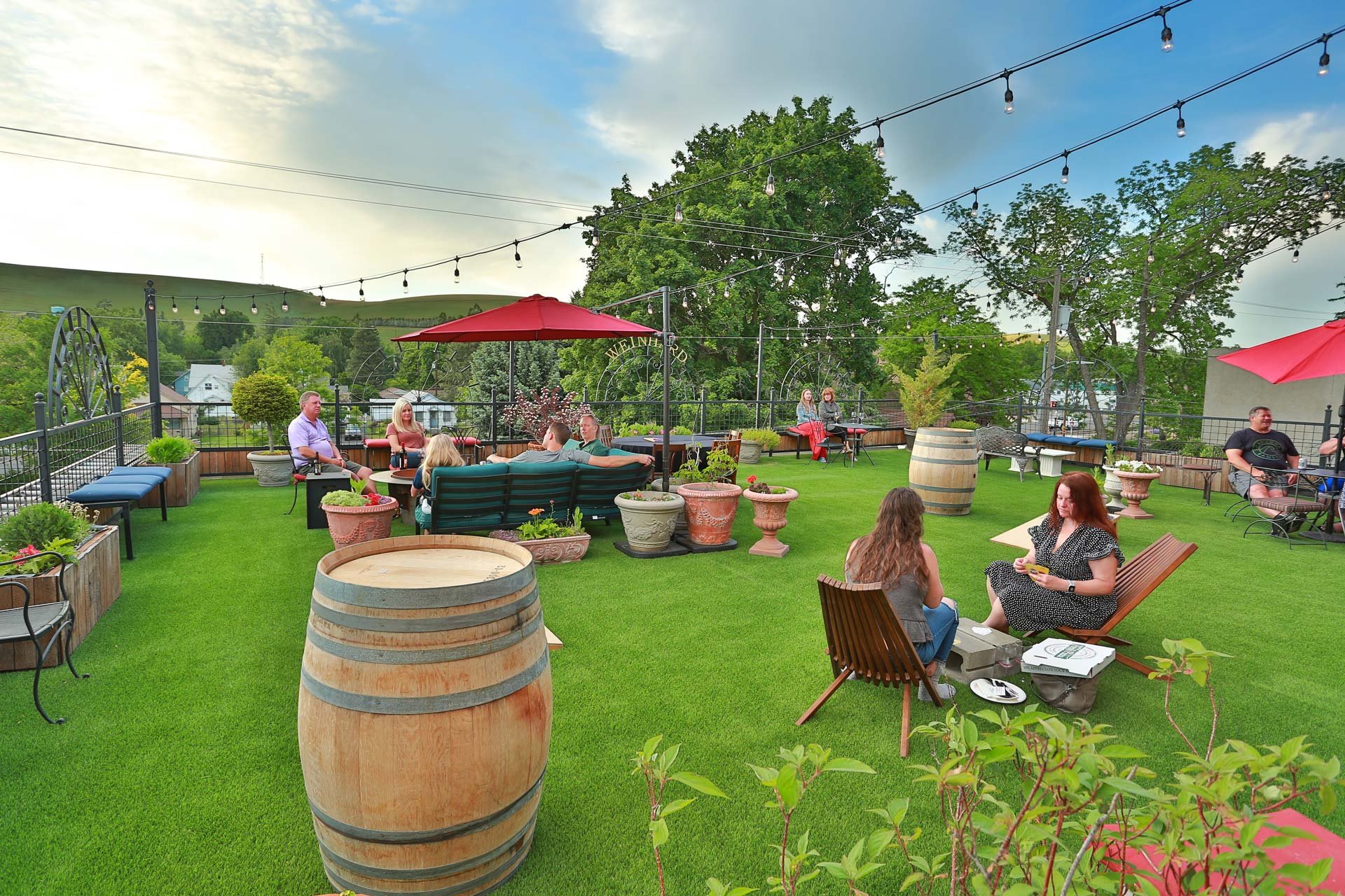Weinhard Hotel: Victorian Style Lodging In Dayton, WA