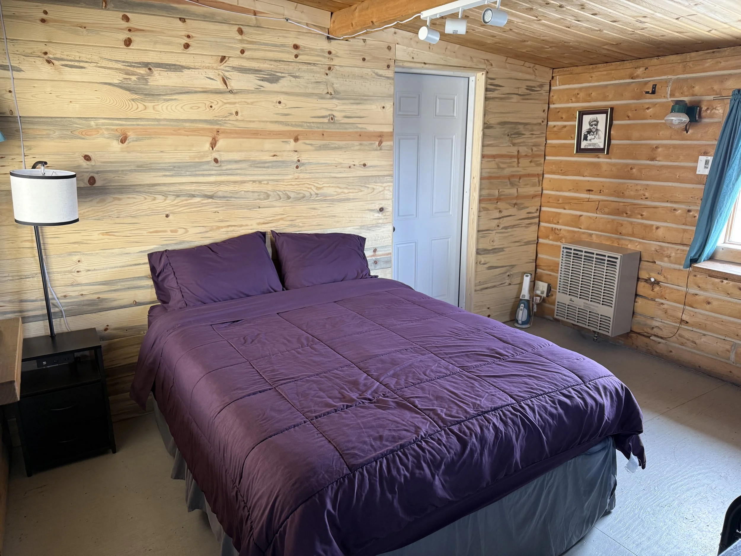 Accommodations — Tangle Lakes Lodge