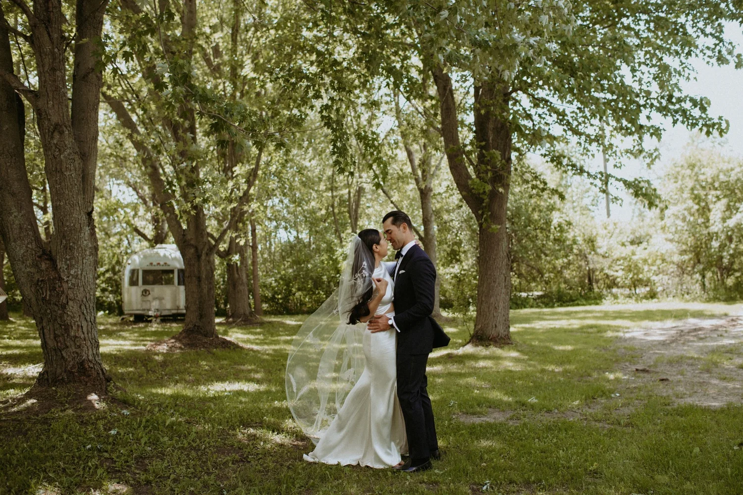 Becky & Kris | An intimate outdoor wedding at 100 Acre Woods in PEC ...