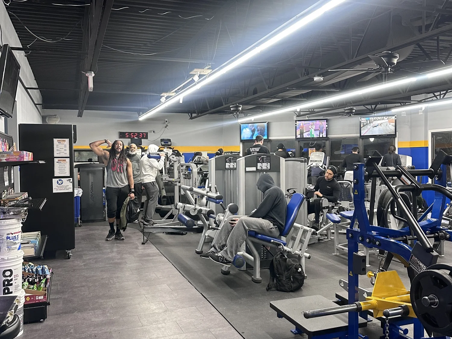 Tour — Heights Fitness JC Heights
