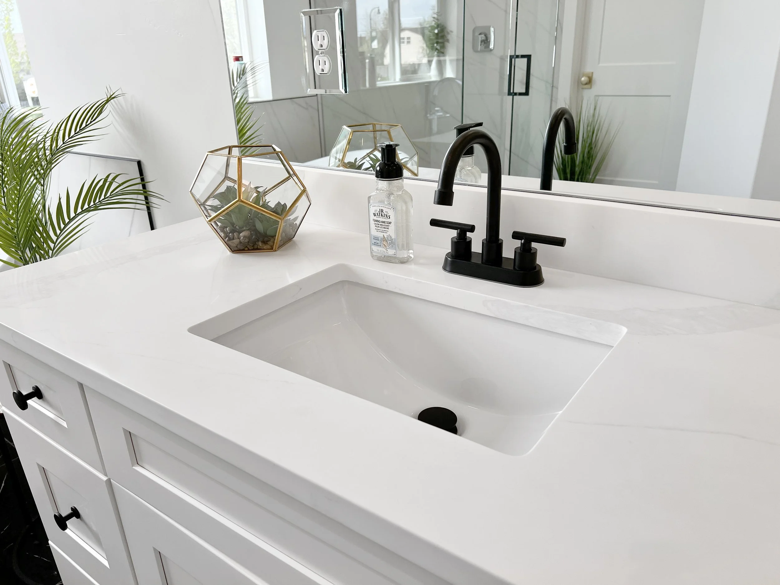 Quartz Bathroom Countertops