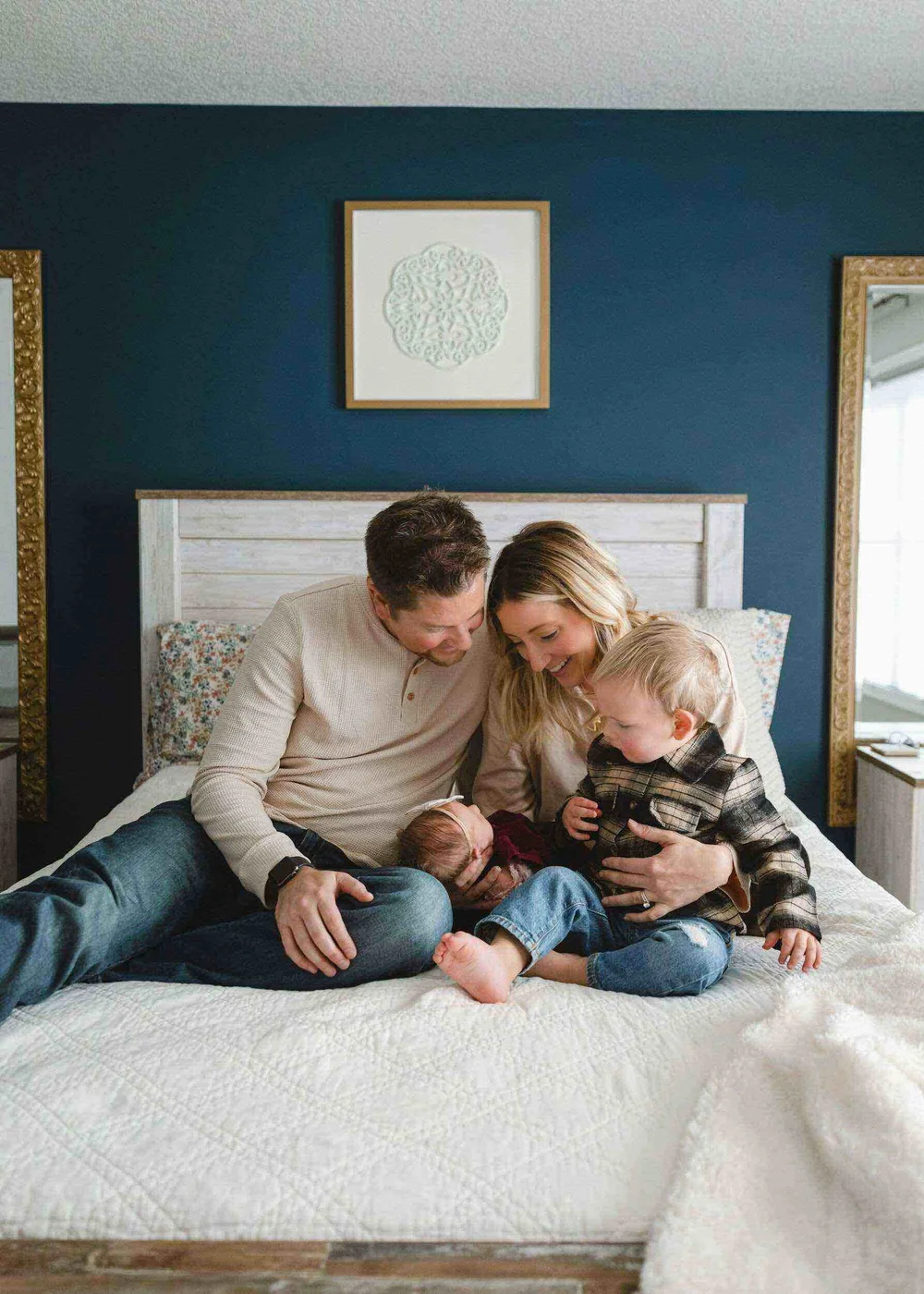 Newborn Family Photos: Tips For Moms — Mom's First Steps