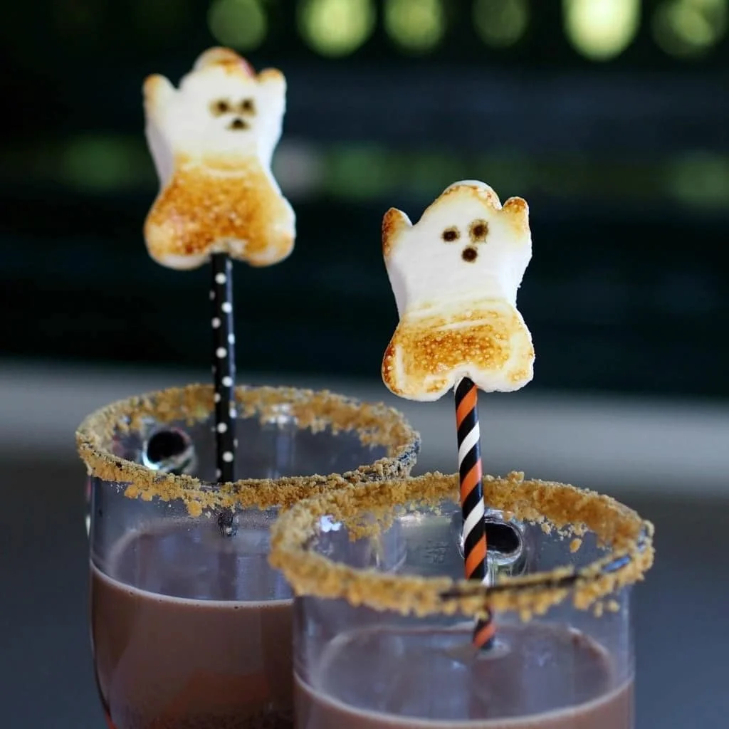 11 Halloween S'mores Perfect for the Campfire — Spooky Little Halloween