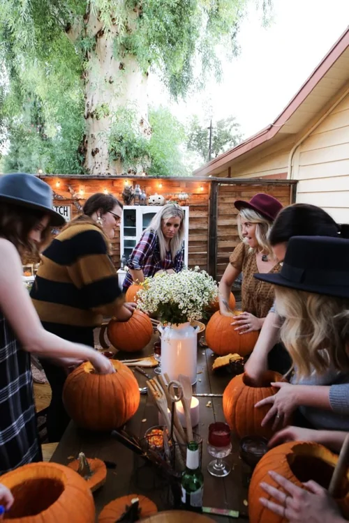 7 Halloween Party Activities Your Friends Will Actually Love — Spooky ...