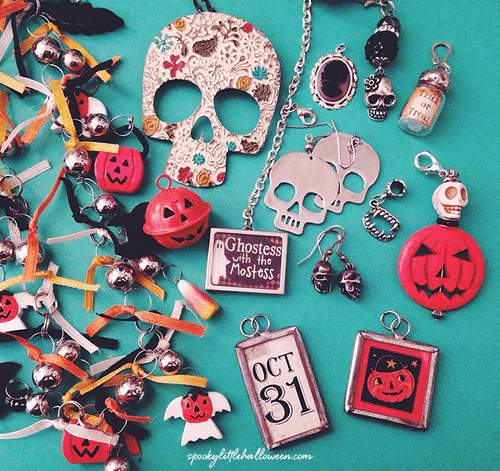 17 Items for a Halloween Scare Package — Spooky Little Halloween