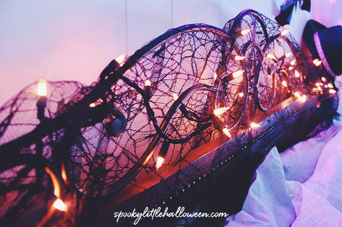 How to Turn Your Bedroom into a Spooky Halloween Lair — Spooky Little ...