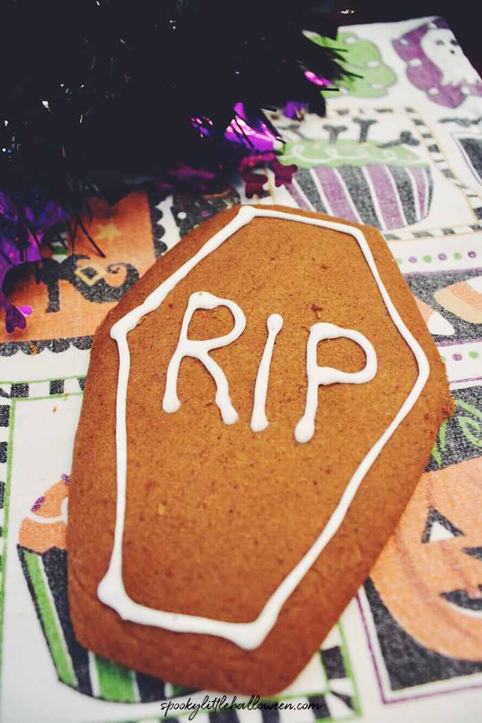 9 Ways to Celebrate Spooky Christmas — Spooky Little Halloween