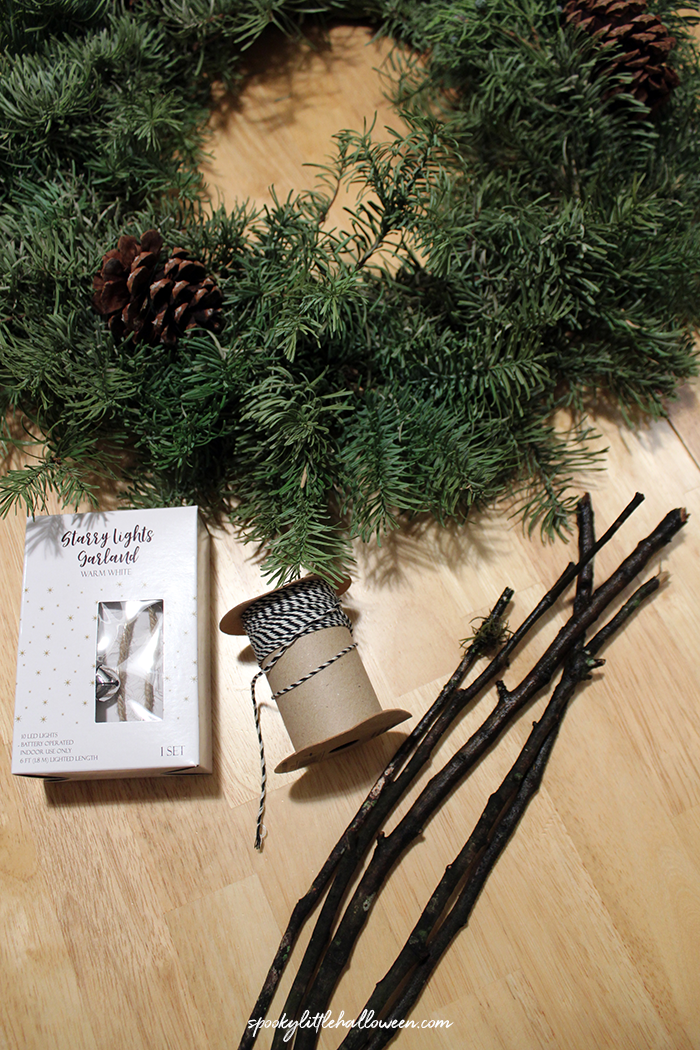 How to Make a Chilling Adventures of Sabrina-Inspired Yule Wreath ...