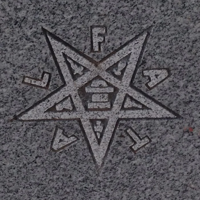 Guest Ghoul: 5 Common Cemetery Symbols and What They Mean — Spooky ...