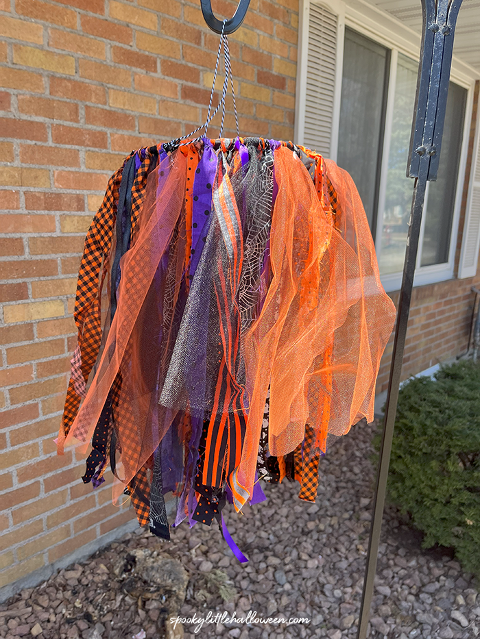 No-Sew Windsocks for Springoween — Spooky Little Halloween
