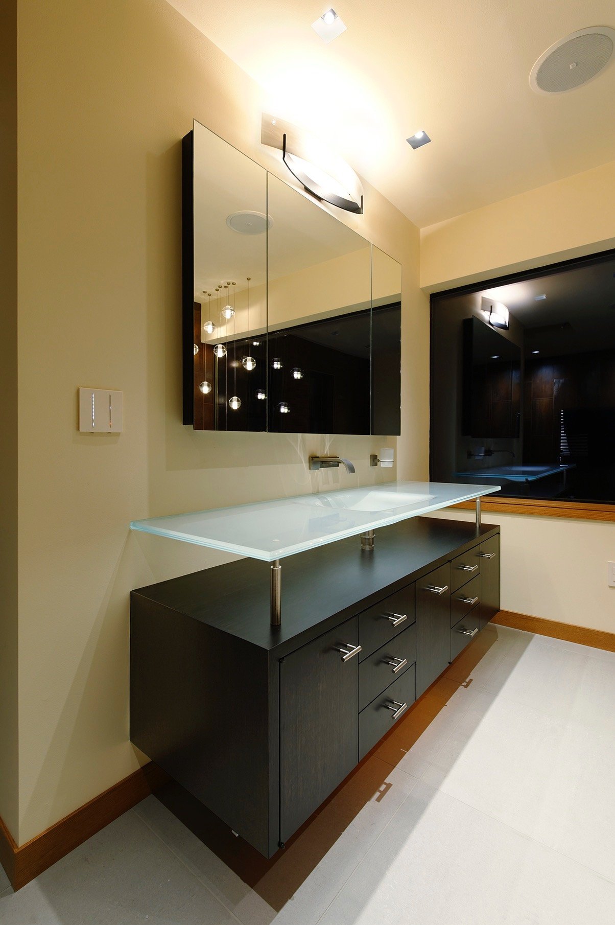 Floating Primary Bathroom — Hanson Carlen Architecture and Construction