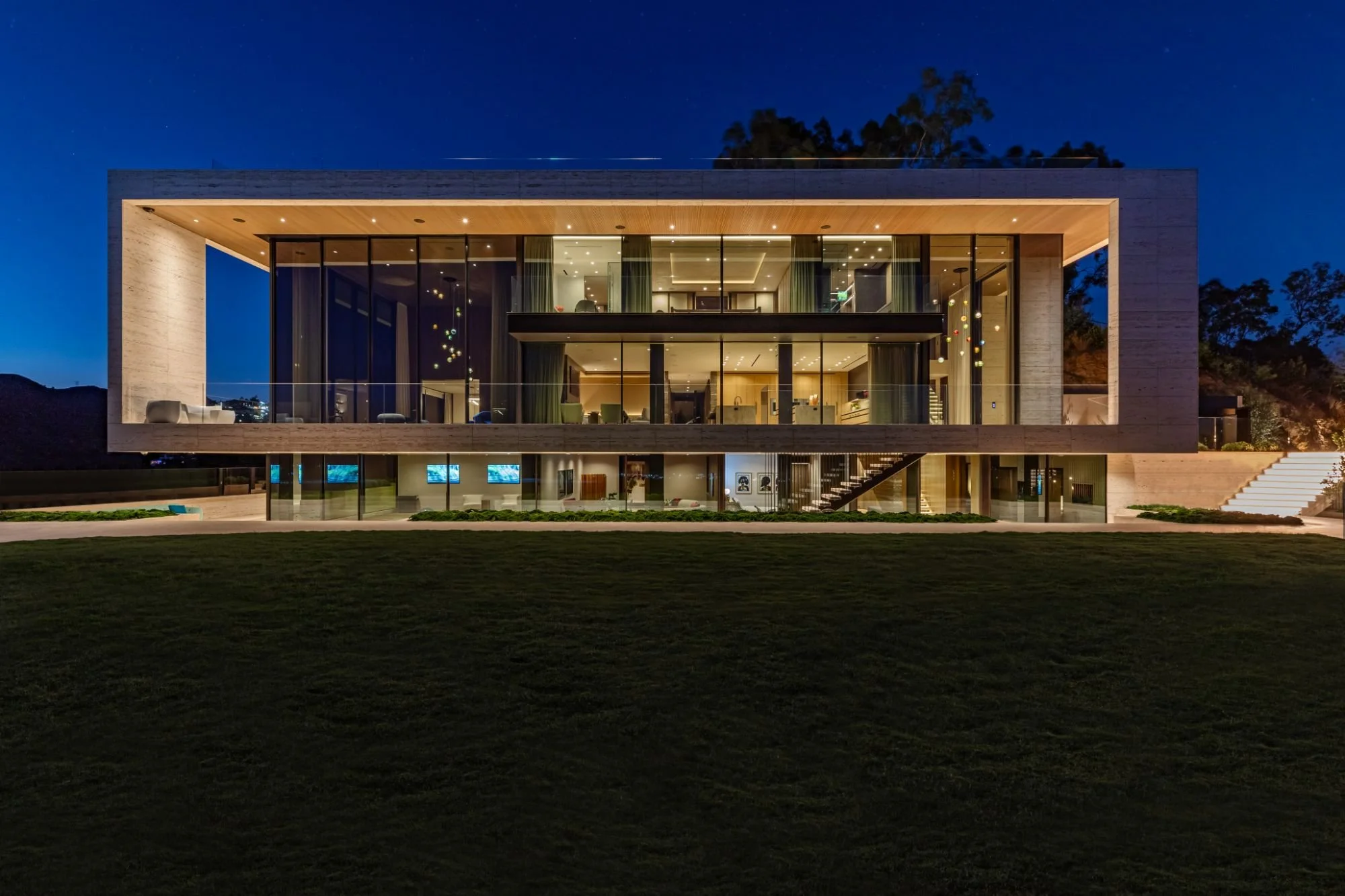 Travis Roderick’s Masterpiece in Bel Air Featured in The Wall Street ...