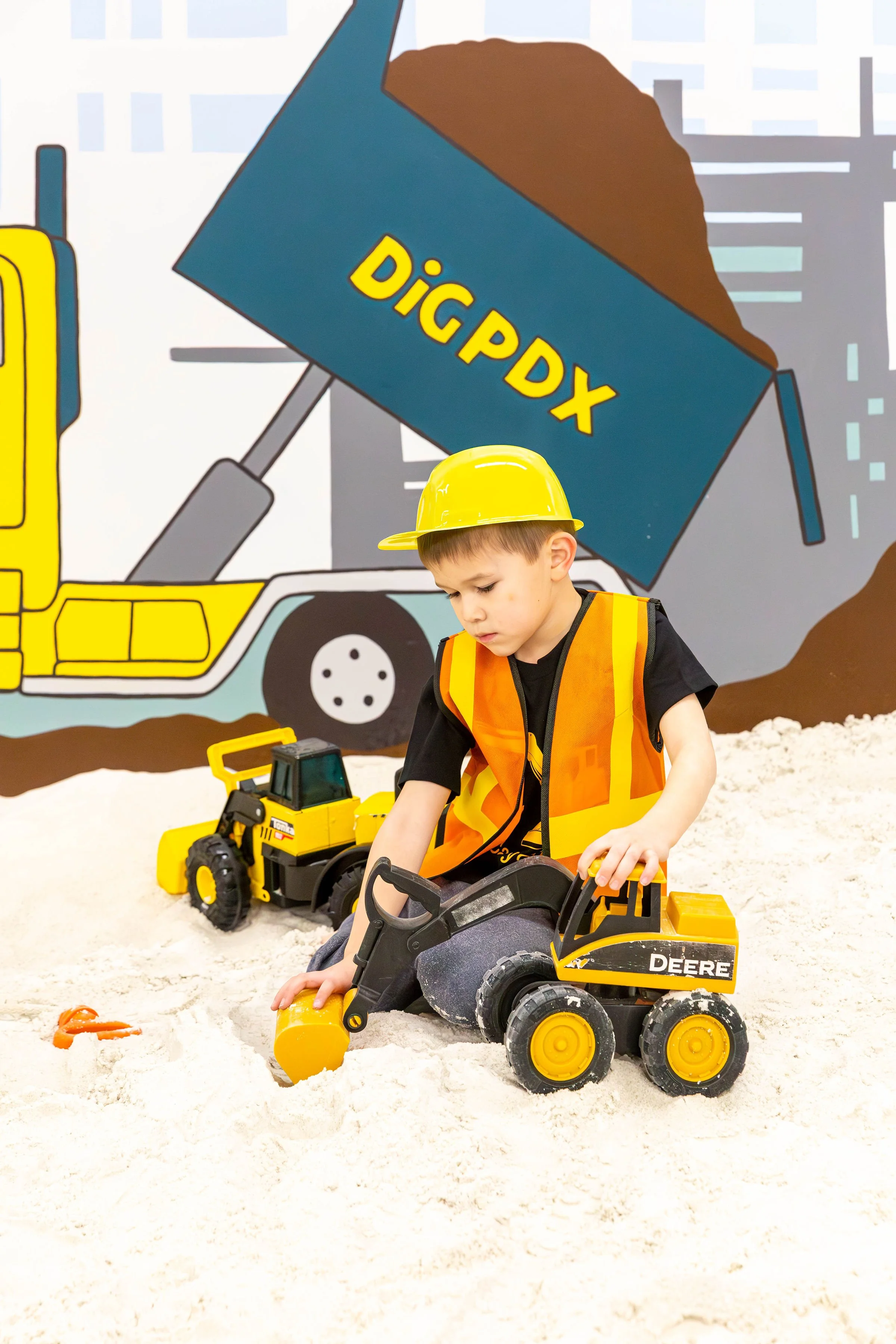DiG PDX - Oregon's Largest Indoor Sandbox