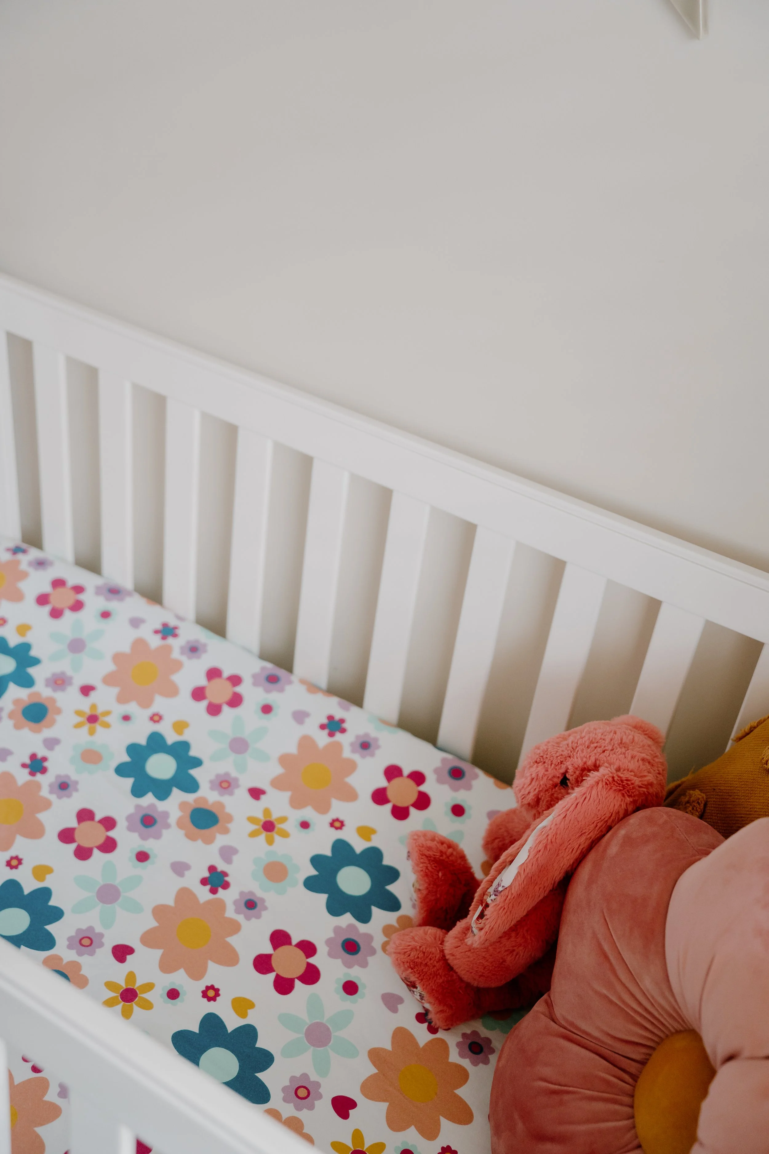Sage Cot Sheet — Ernie Baby