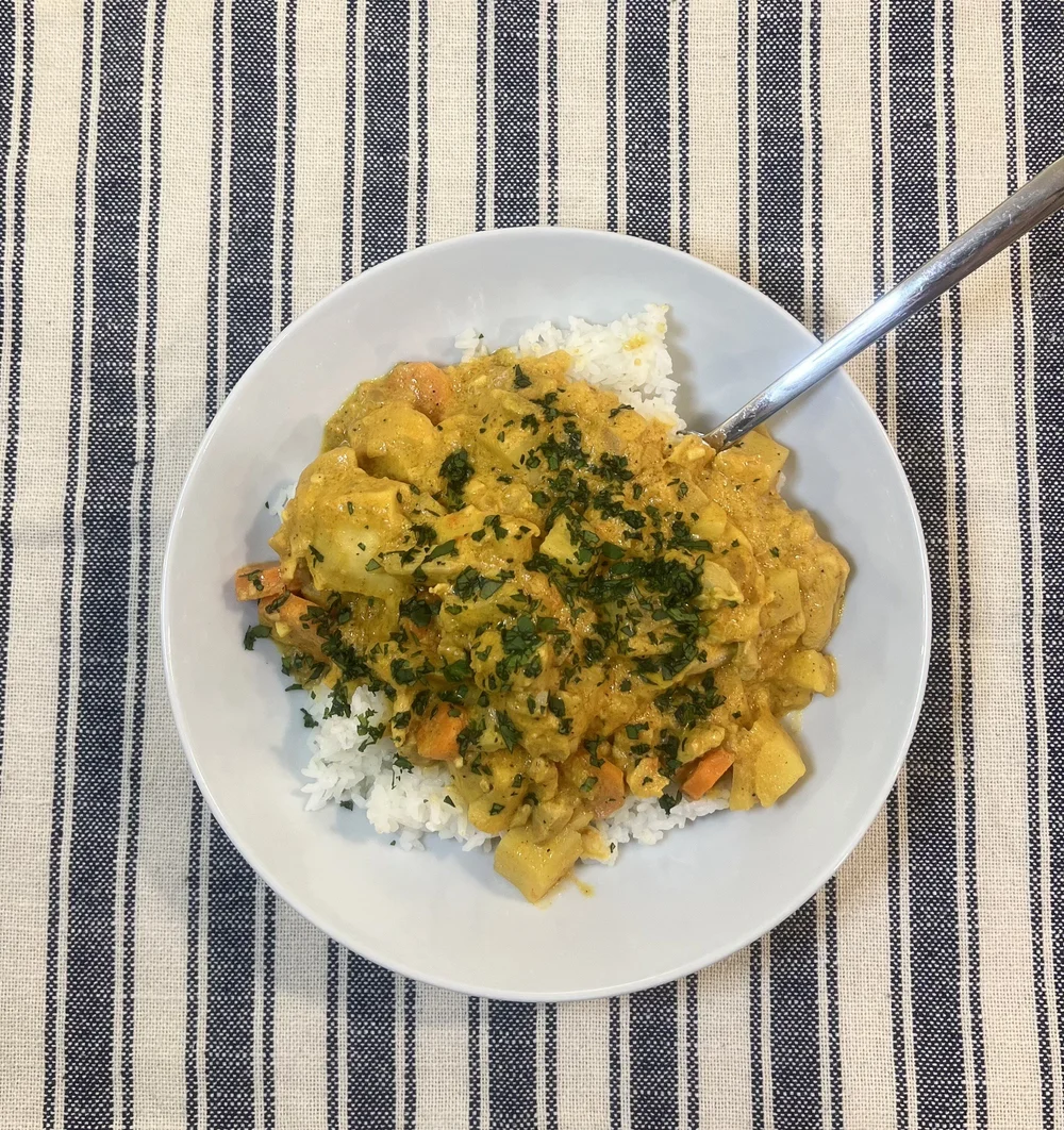 Somali Yogurt Coconut Chicken (Digaag Qumbe) Recipe — International ...