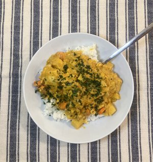 Somali Yogurt Coconut Chicken (Digaag Qumbe) Recipe — International ...