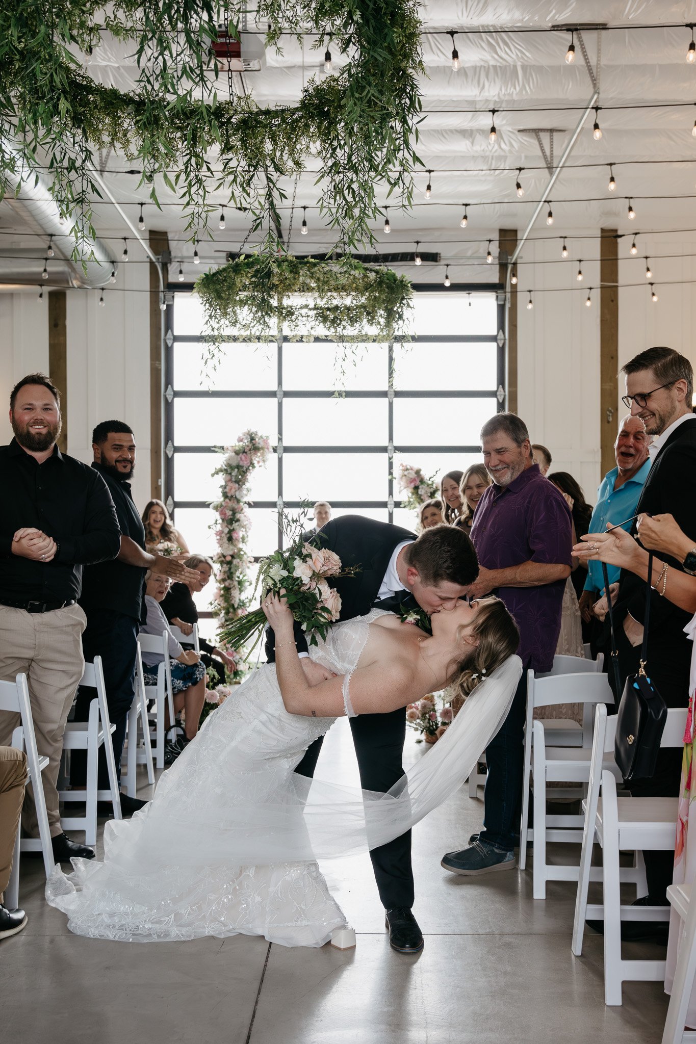 Spring Wedding at White Barn in Emmett, Idaho — Boise Wedding ...